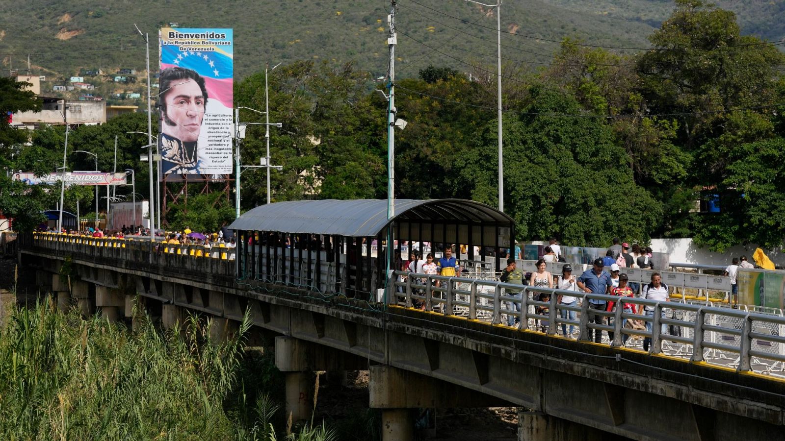 Colombia y Venezuela reabren sus fronteras comunes