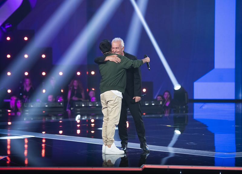 Dúos Increíbles: Victor Manuel y Chema Rivas forman dúo