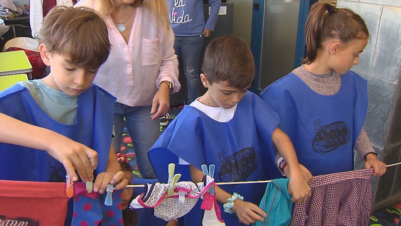 Pequeños amos de casa: educar en igualdad y autonomía a través de las ...