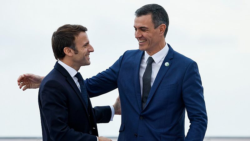 Sánchez y Macron se reúnen en Barcelona para sellar el 'Tratado de Amistad' Sánchez y Macron se reúnen en Barcelona para sellar el 'Tratado de Amistad'