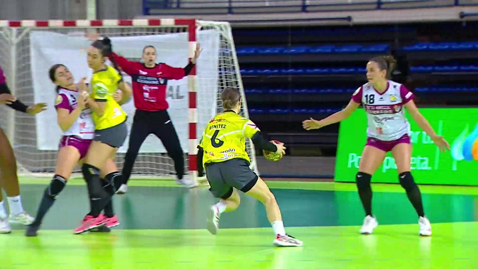 Balonmano - Liga Guerreras Iberdrola. 12ª jornada: Grafometal La Rioja ...