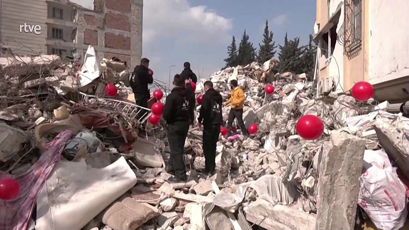 Noticias 24 horas - 14h - 19/02/23