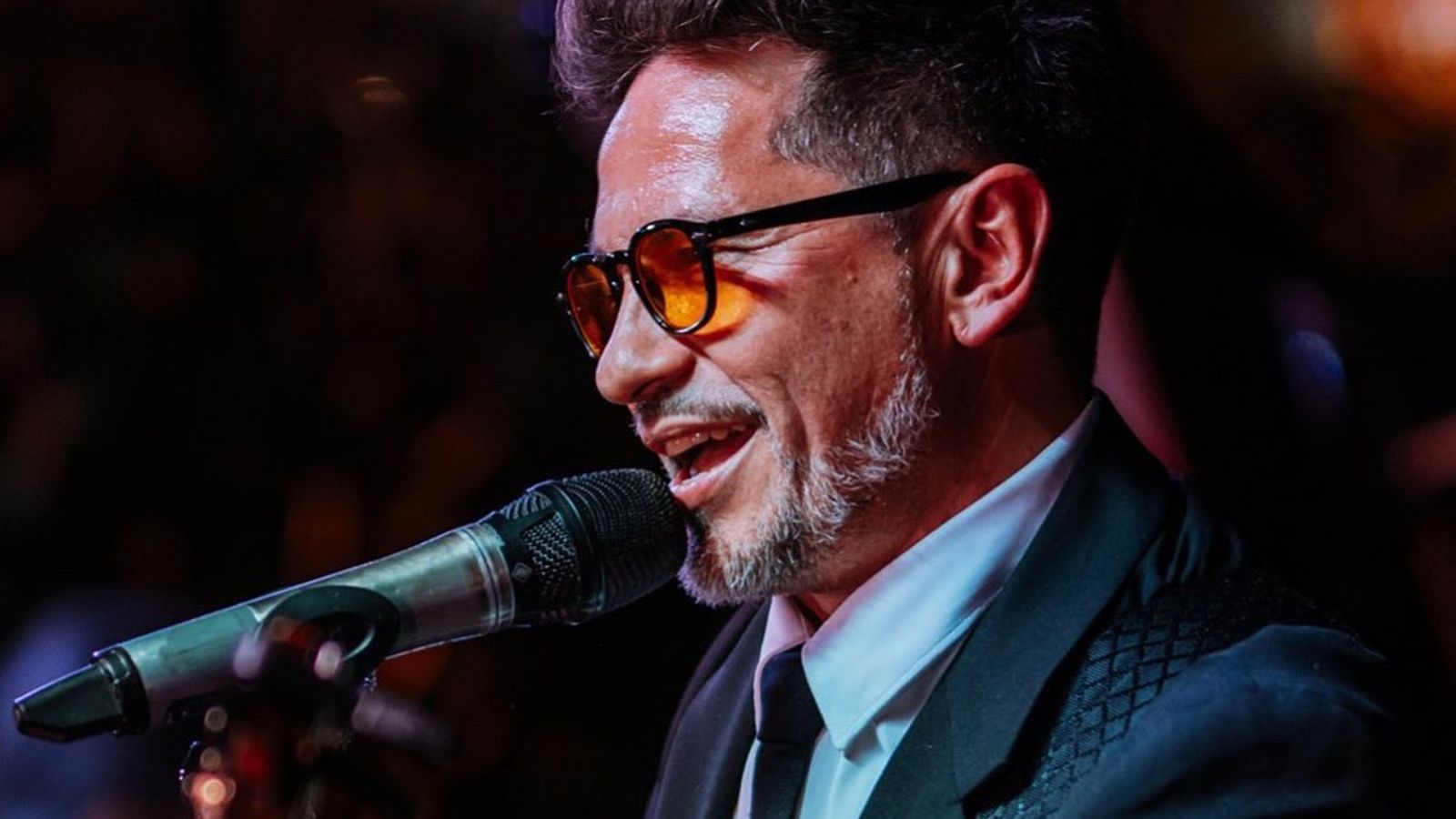 Descubre cómo es el increíble dúplex de David DeMaría