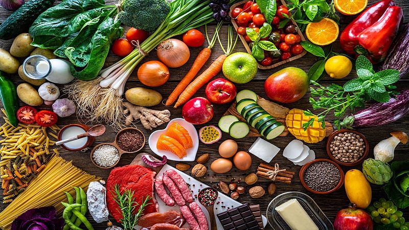 5 tipos de alimentos indispensables que no pueden faltar en tu alimentación