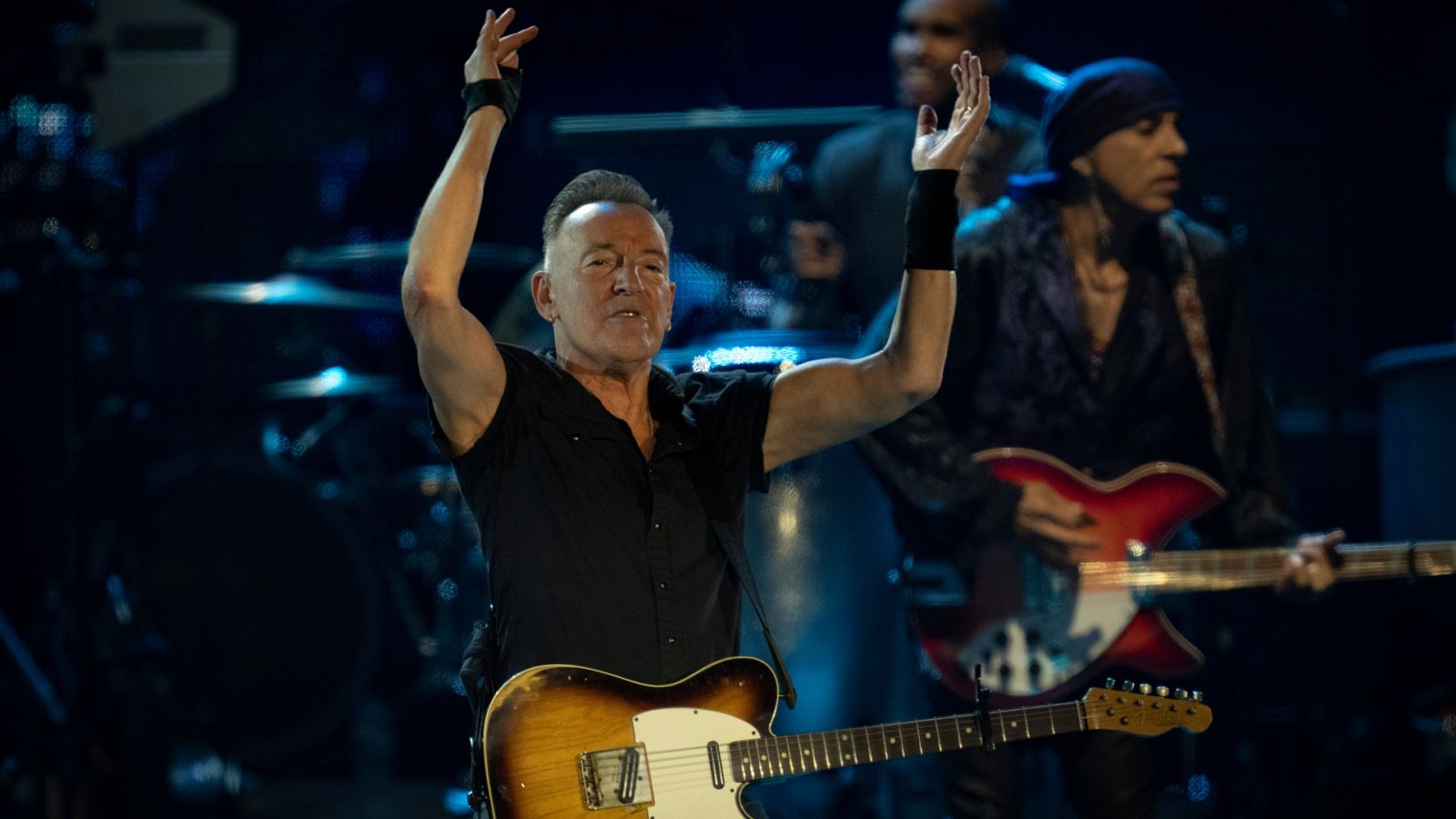 Springsteen exhibe su poder en el Estadio Olímpico de Barcelona en el inicio de su gira por Europa